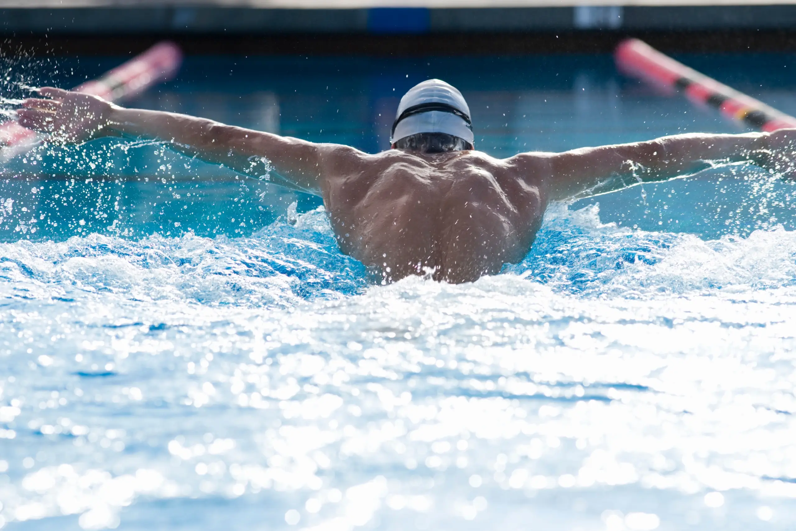 Does Swimming Build Muscle - Fitenomics